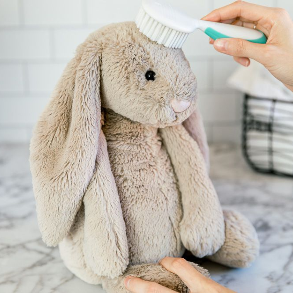 How to Clean Stuffed Toys Without Washing Machine